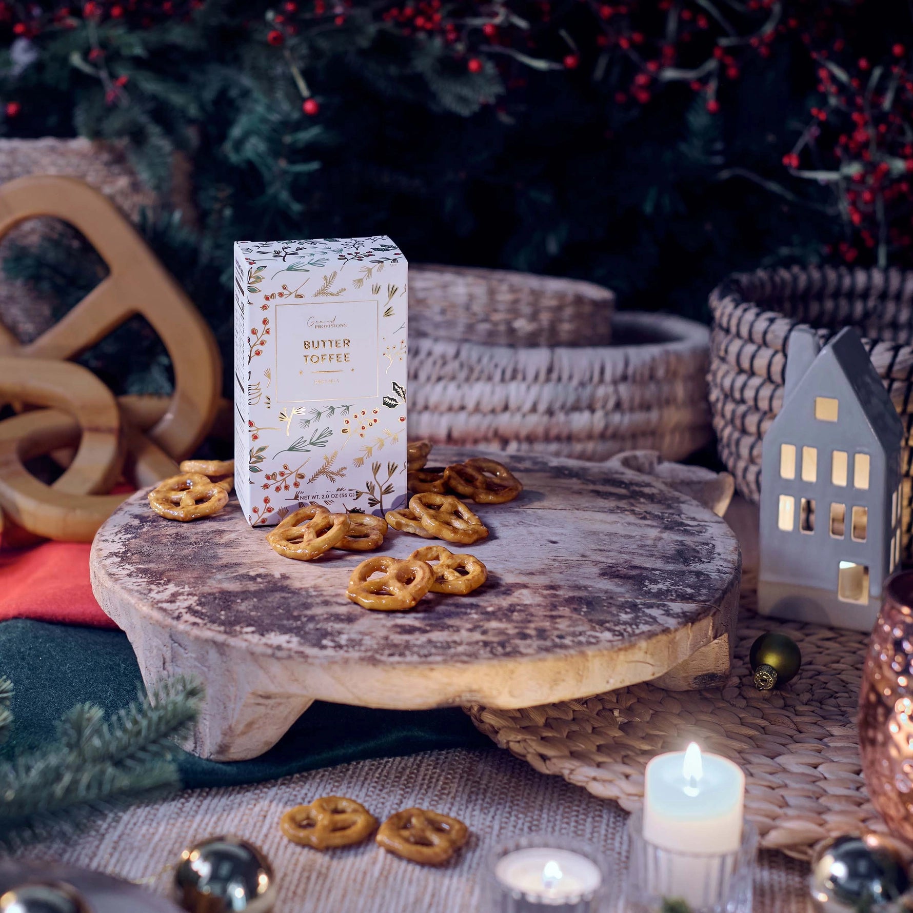 Gourmet Gift Holiday Box - Premium Cocoa, Cookies & Sweet Treats ...
