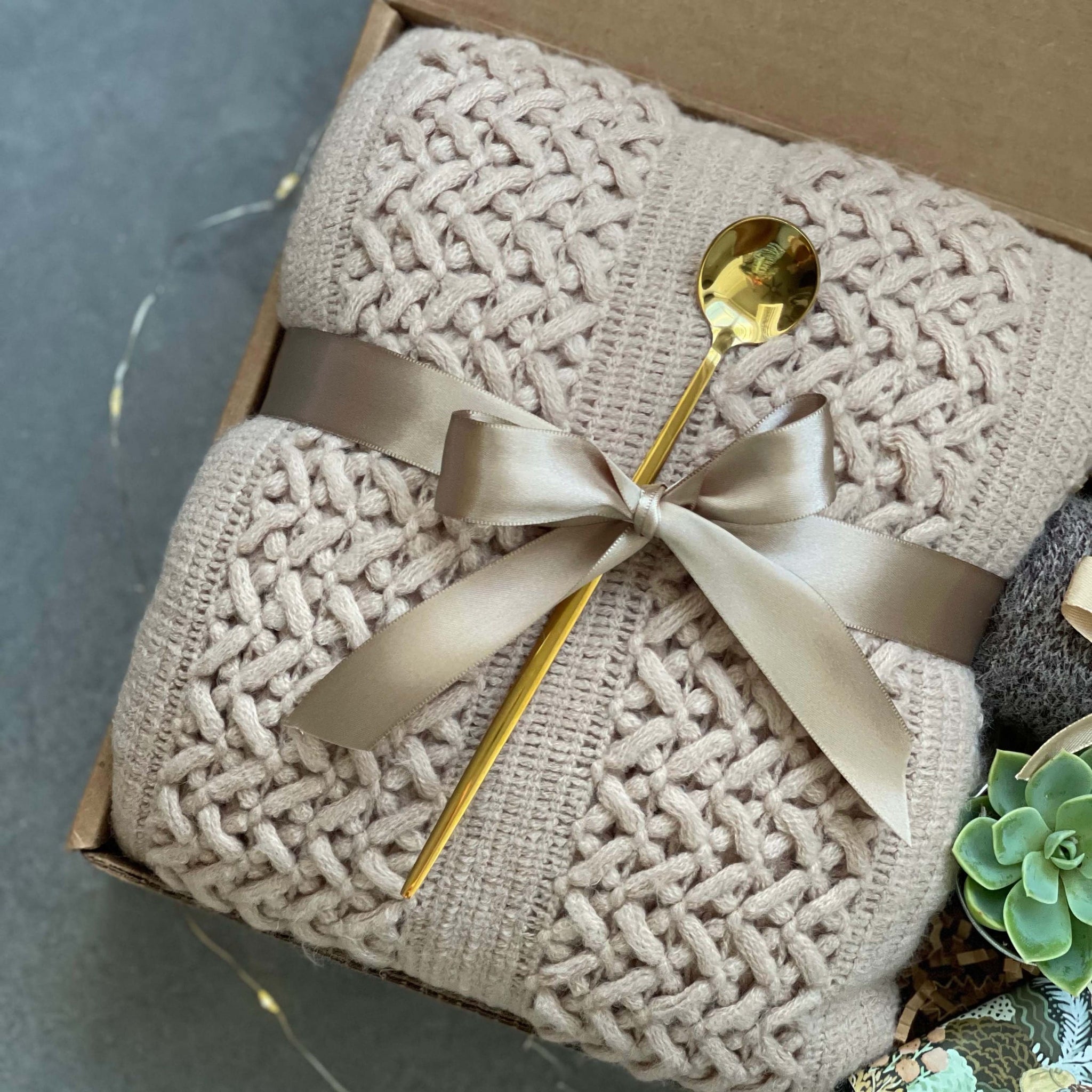Sending Healing Vibes Gift Box for Women | Gift Basket with Blanket, S ...
